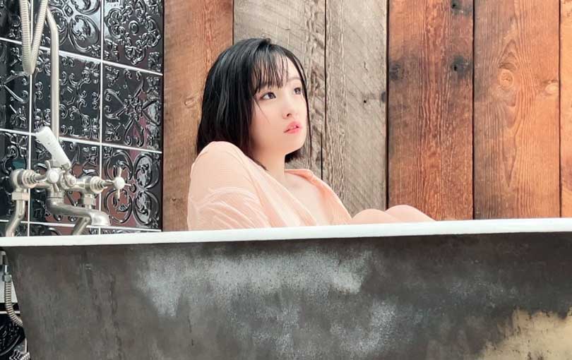 เปิดวาร์ปสาว AV : ซูซุ อากาเนะ (Suzu Akane)